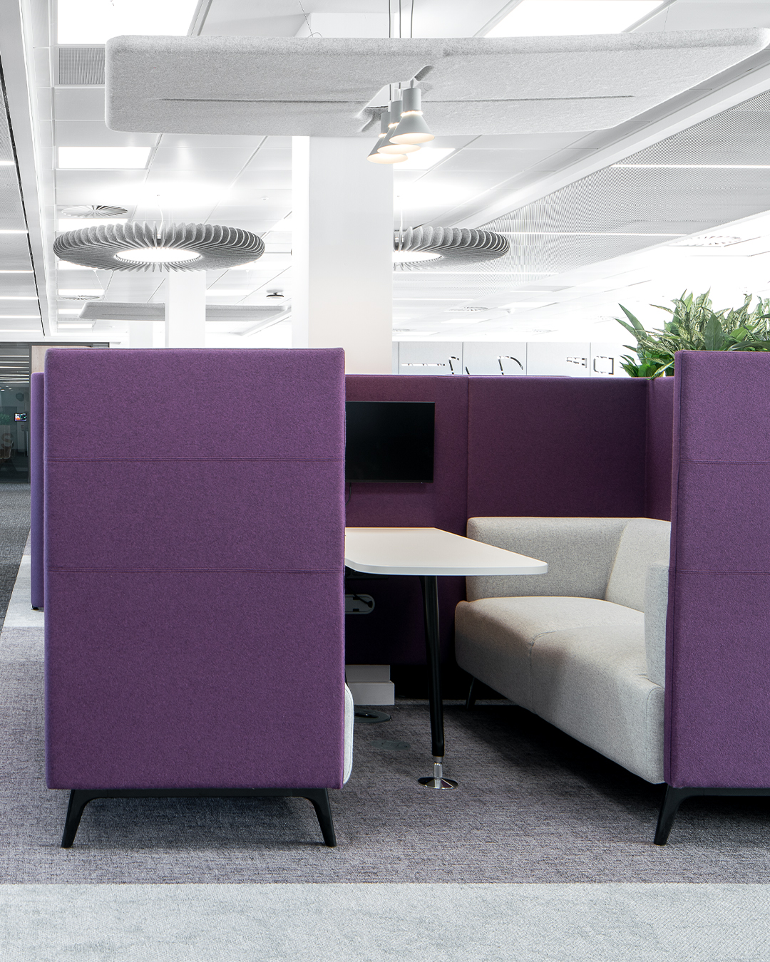 Heathrow Holdings | Connection Seating